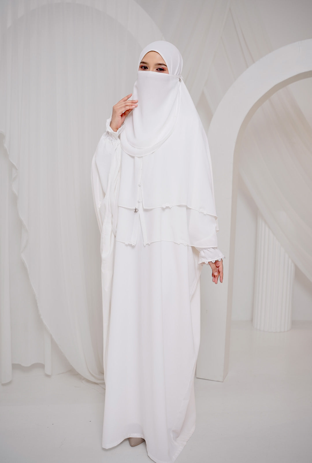Sumayya 2.0 in White – diyanahaliksg